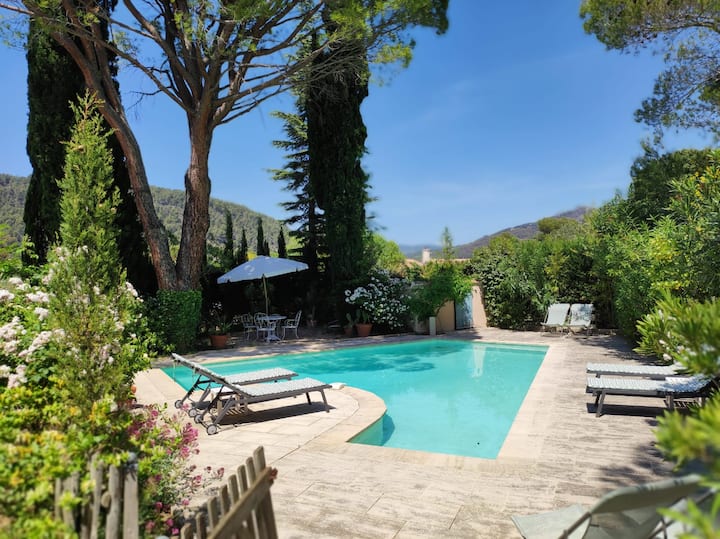 Maison Spacieuse Avec Piscine Et Jardin - Carpentras