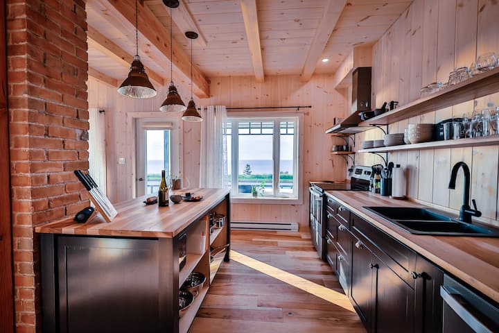 Nouveau ! Chaleureux Jumelé Avec Vues Sur La Mer - Ste-anne-des-monts