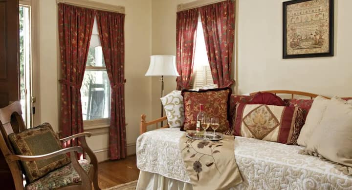 Brickhouse Inn - Luxury Queen W Balcony - Nc Suite - Gettysburg, PA