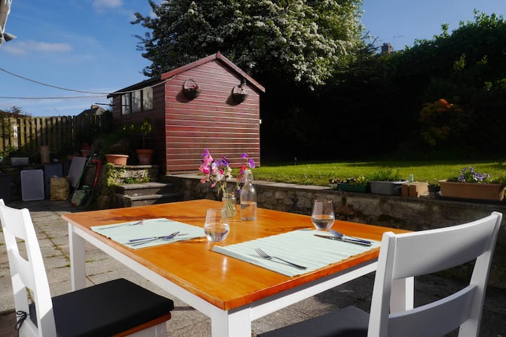 Settling & Spacious: Penwithe - Falmouth