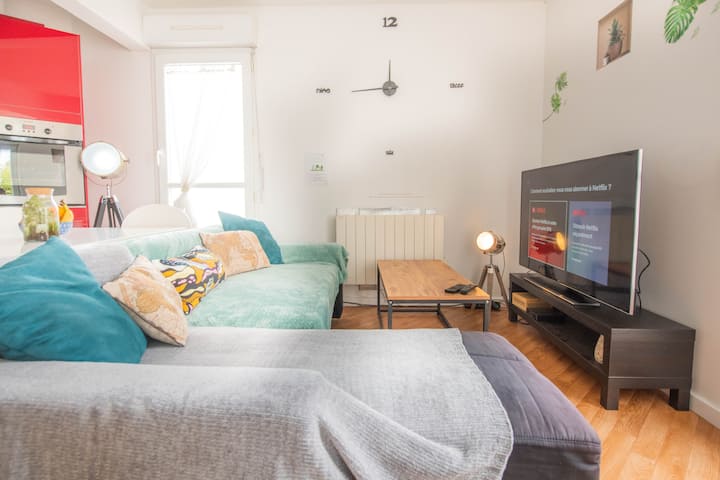 Superbe Appartement Près De Paris ! Parking - Saint-Denis, France