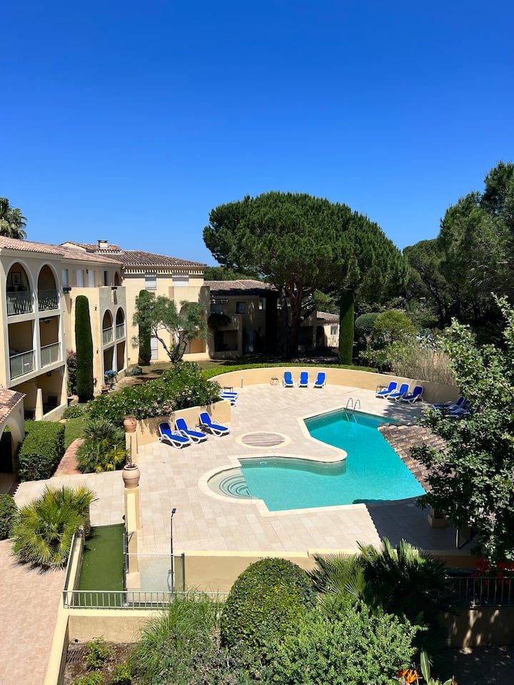 Lovely 1 Bedroom Apt  W/ Pool&tennis In St-tropez - Saint-Tropez