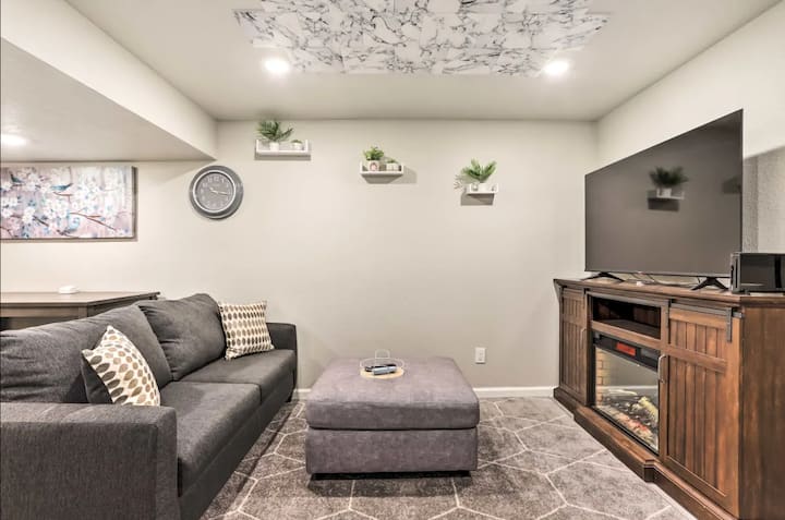 Newly Finished Private Basement Suite Ready To Go! - Denver Airport (DEN)