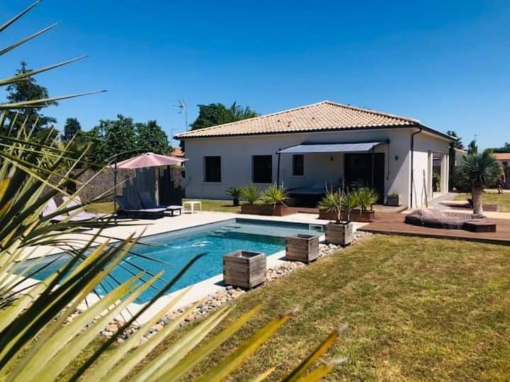 Magnifique Villa Climatisé Avec Piscine - Marmande
