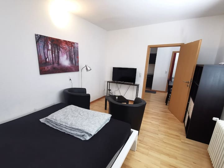 Attraktive Wohnung Mit Parkplatz Im Hof - Kassel