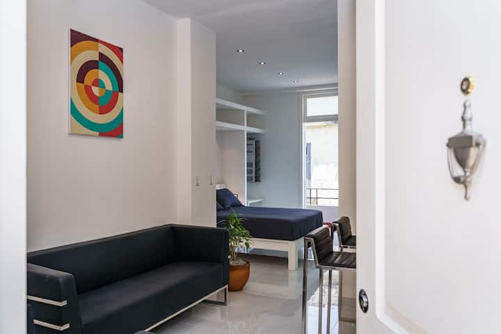 Atrium 2 - Havana