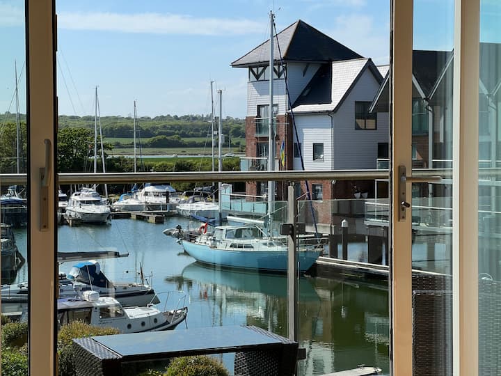3 Bedroom Marina Home - ‘Well Chilled’ - Isle of Wight