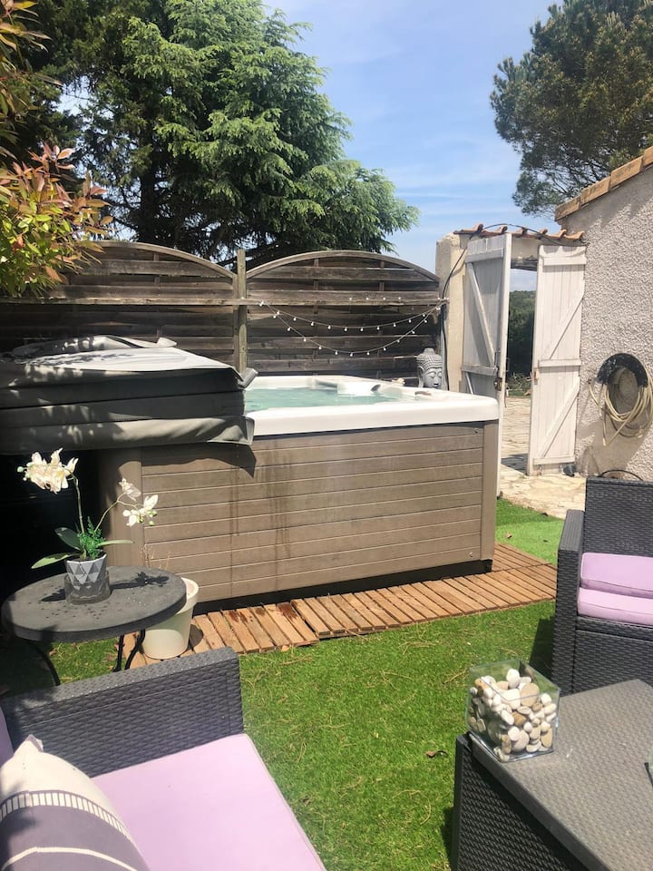 Charmant Appartement Indépendant Avec Jacuzzi - Carcassonne