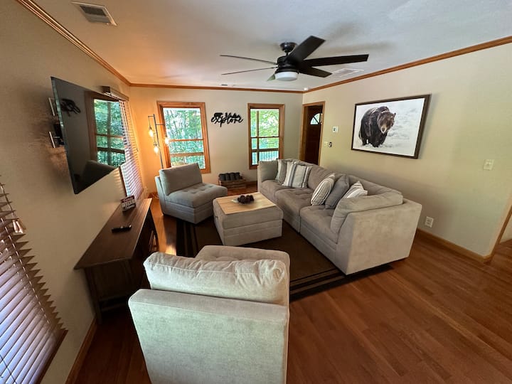 Big Bear Cabin - Great Smoky Mts W/game Room - Sylva, NC