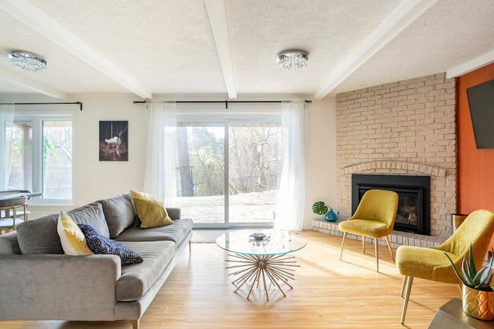 Spacious & Bright 2bd Thornhill Unit Steps To Park - Toronto
