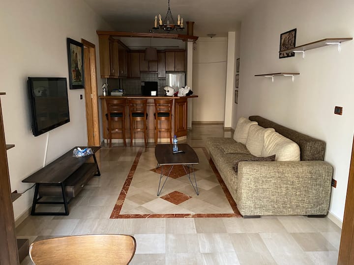Charming 1-br Apt In Heart Of Hamra-cozy & Stylish - Beirut
