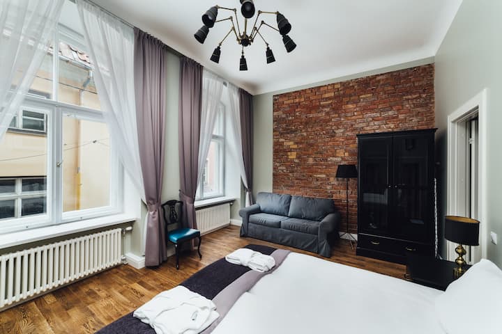 Design Studio In Sherlock Apartments - Riga