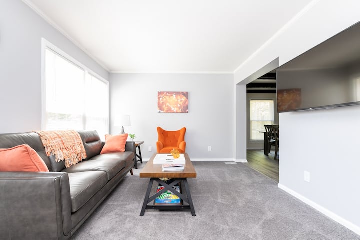 Clean And Comfortable 2 Bedroom Condo In Stow - Hudson, OH