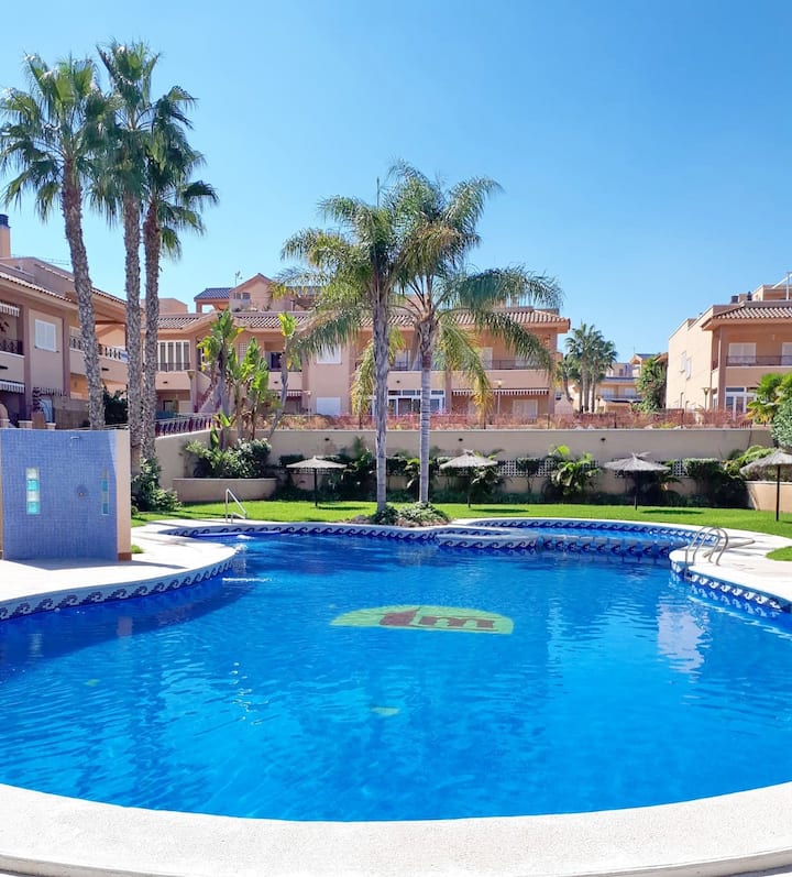 Penthouse 5 Pers. With Roof Terrace + Swimmingpool - Costa Blanca