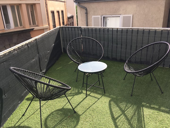 Clermont Fd Plein Centre , Terrasse. - Clermont-Ferrand