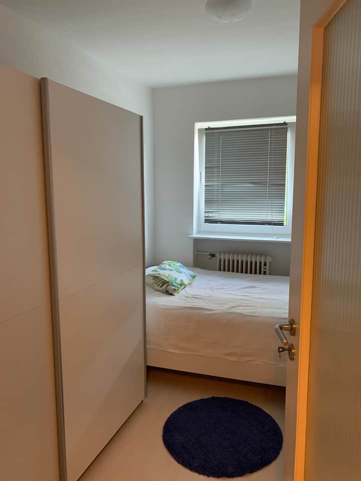 Kleines, Ruhiges Zimmer In 15 Min Am Marienplatz - Múnich
