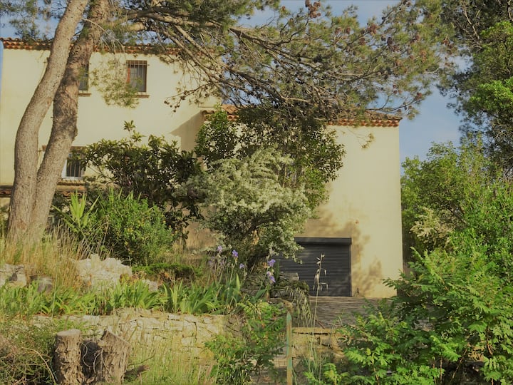 Grand Studio En Bas De Villa Proche Cassis - Aubagne