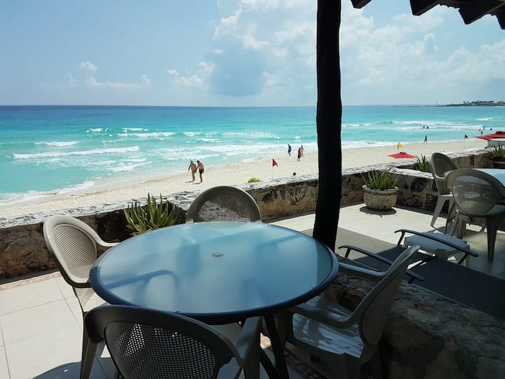 Amplio Condo 100% Frente Al Mar Con Cocineta Para4 - Cancún