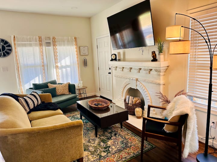 Updated 1920's Duplex Near Downtown - #30 - Tulsa, OK