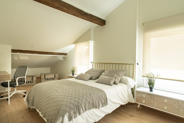 ÁTico Diseño Con Balcón Y Zona De Trabajo Lapera 4 - Santander