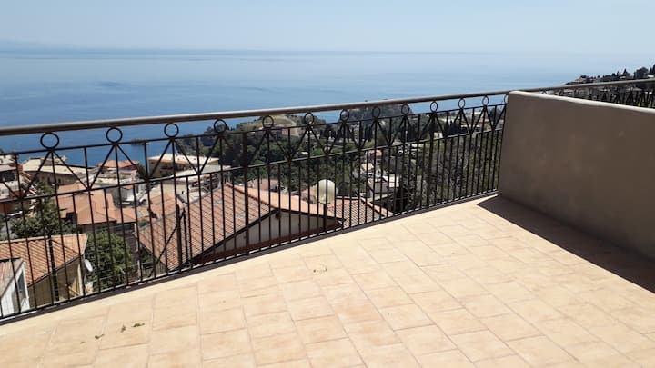 Appartamento Incantevole A Taormina - Casa Ninetta - Taormina