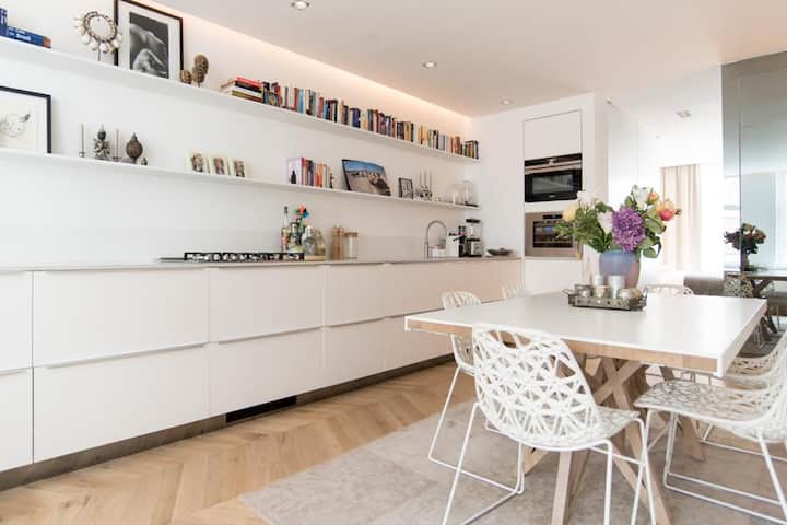 Modern Apartment In The Heart Of Amsterdam -