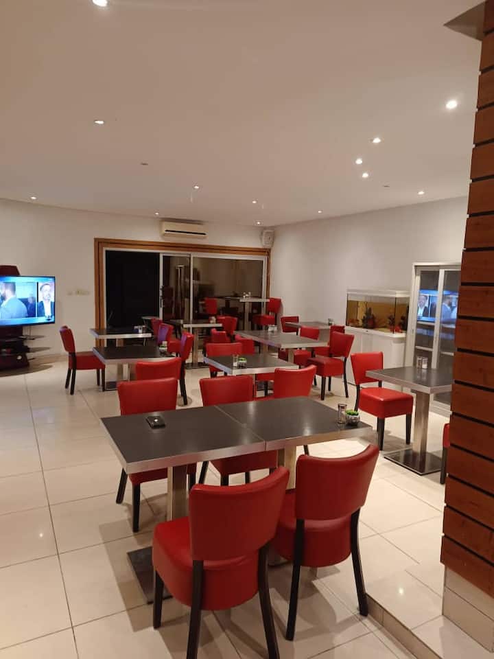 Belle Residence Meublee Avec 4 Chambres Autonome - Abidjan