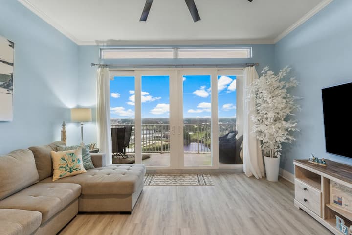 Sun-believable Penthouse Views Above Pcb - Panama City Beach, FL