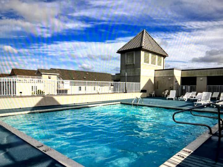 Steps To Sand On 45th St.-2br/2ba - Rooftop Pool - 大洋城