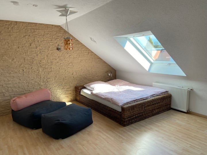 Schöne Dachgeschosswohnung In Bad Vilbel -Gronau - Schöneck