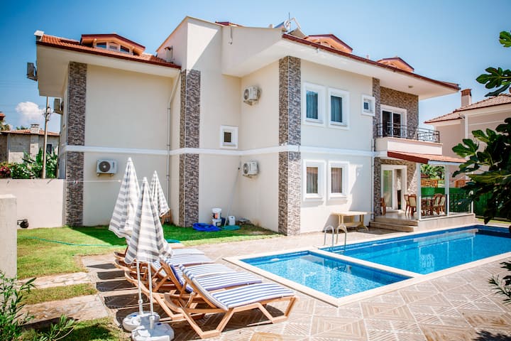 Big Pool Area For 10 People...villa Gülpınar 2 - Dalyan