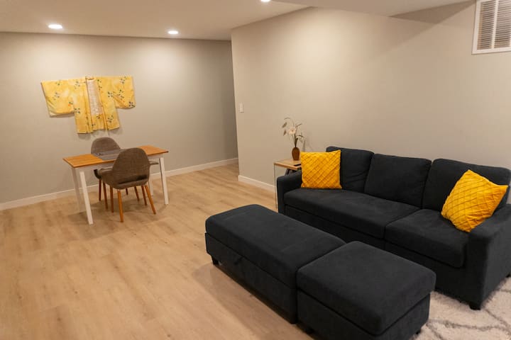 Private One Bedroom Guest Suite (Long Term) - Virginia