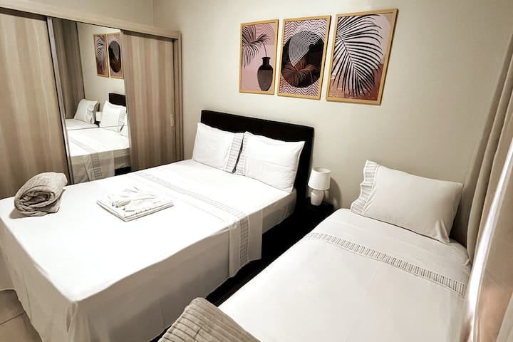 Próximo Ao Aeroporto C/ Ar-condi - Brasília