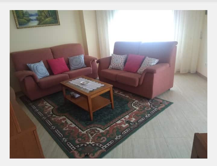 Coqueto Apartamento, 3 Dormitorios, Zona De Playa - Villanueva de Arosa