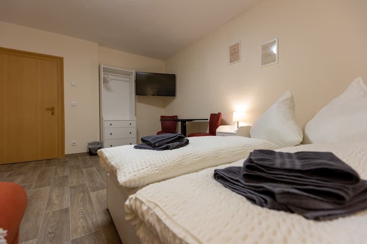 We Petra  Mit Wlan, Parkplatz, Küche - Schwarzheide