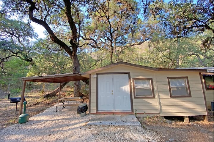 Cabin 3 - Gyfo - Concan, TX