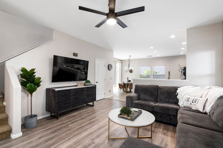 *The Hampton* Gilbert, Quality, Comfort 3bed/2bath - Gilbert, AZ