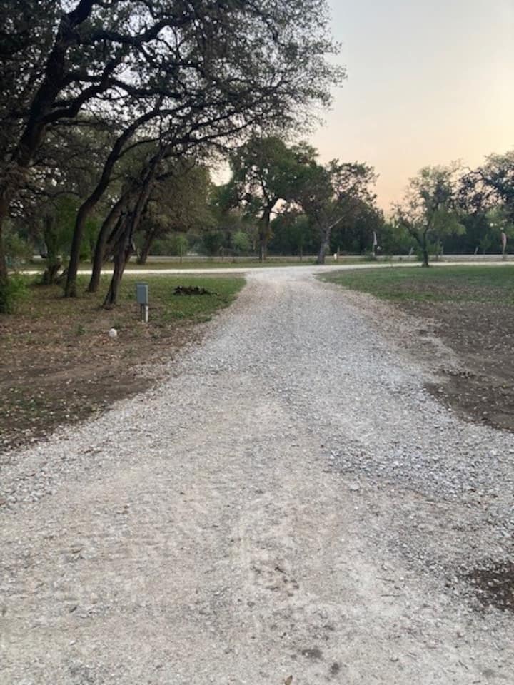 Rv Site 6 - Gyfo - Concan, TX