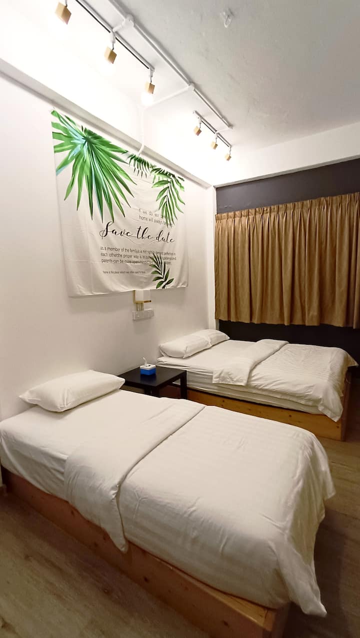 Dizhu Guesthouse Superior Triple Suite - Kuala Selangor