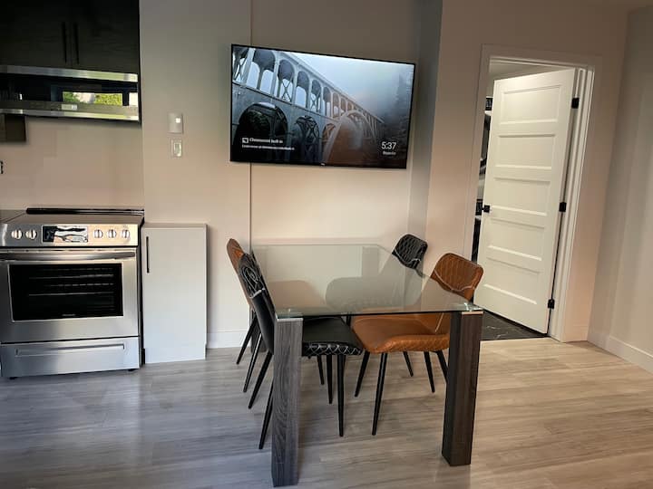 Lovely Studio In Laval - Dorval