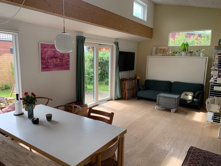 Børnevenligt Hus Med Have Lige Ved Metro - Copenhaguen