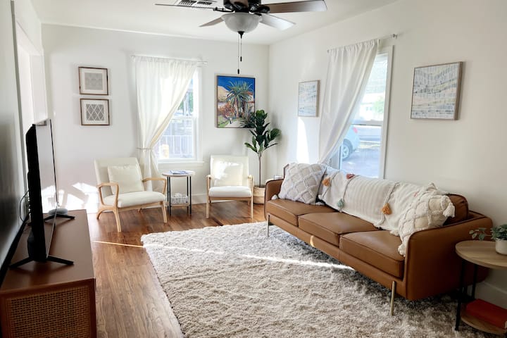 Casa Colinas | Home 8 Blocks From Main St. - Fredericksburg, TX