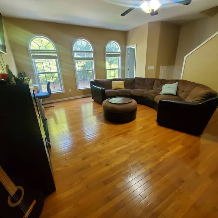 Upscale Lovely Townhouse In Alpharetta - Alpharetta, GA