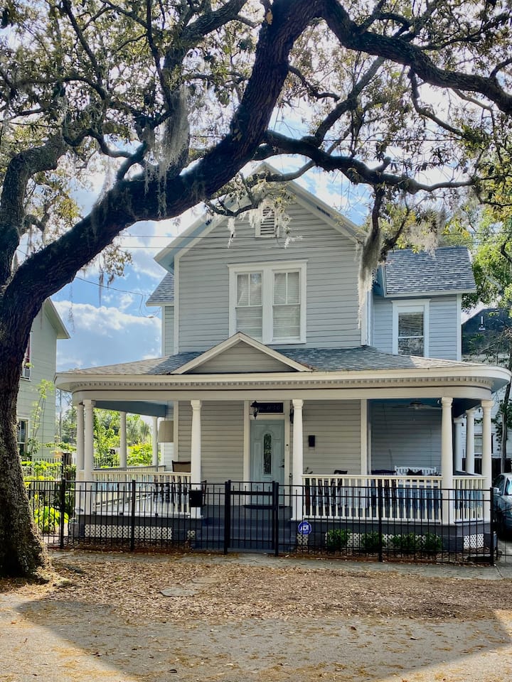 Historic 3 Bedroom Home Near Downtown - Jacksonville, FL