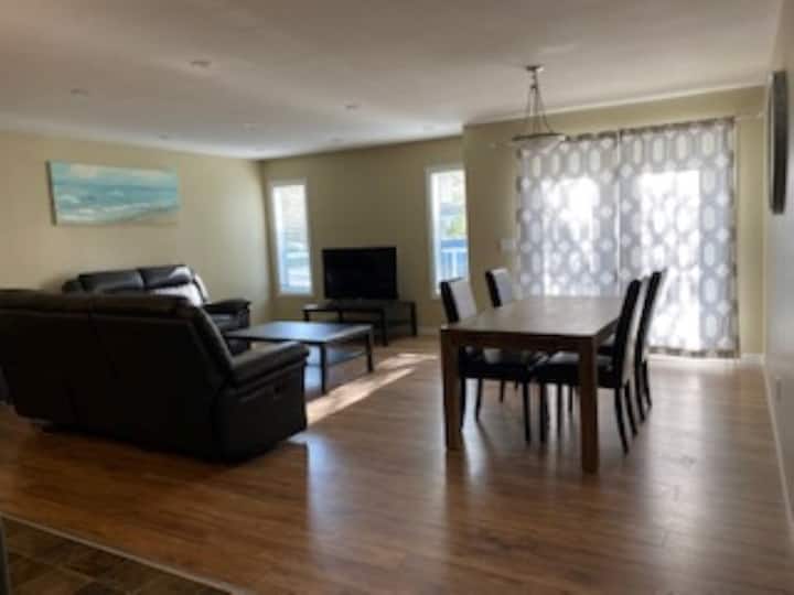 Spacious 2 Bdm. Accessible. - Regina