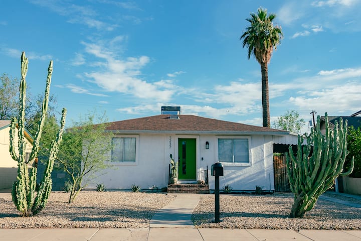 Cactuscottage
2bed/1bath
Dogfriendly - Phoenix, AZ