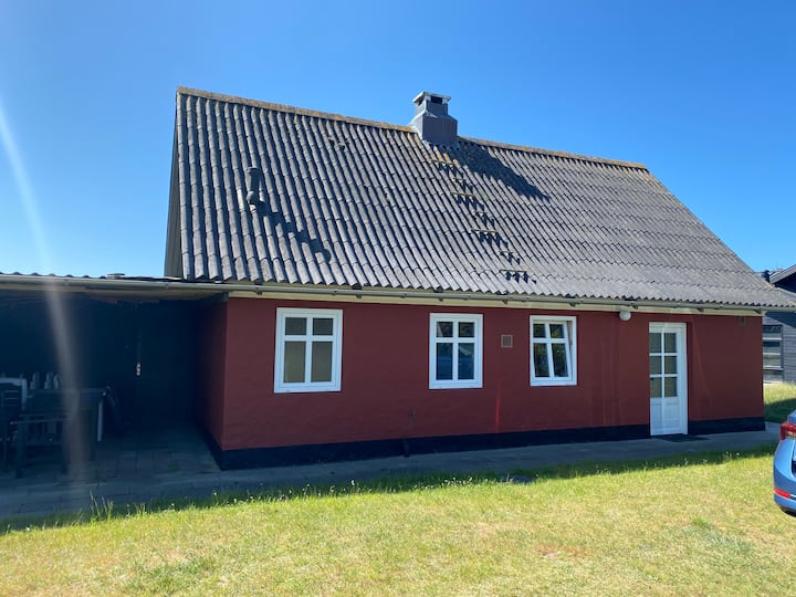 Hyggeligt Sommerhus 
250 Meter Fra Havet - Vejers Strand