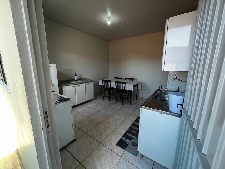 Kitnet Inteira, Individual , Em Residencial. - Cascavel