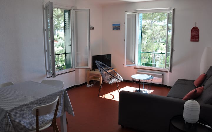 Appartement Lumineux Avec Vue Mer Et Parking - Sanary-sur-Mer