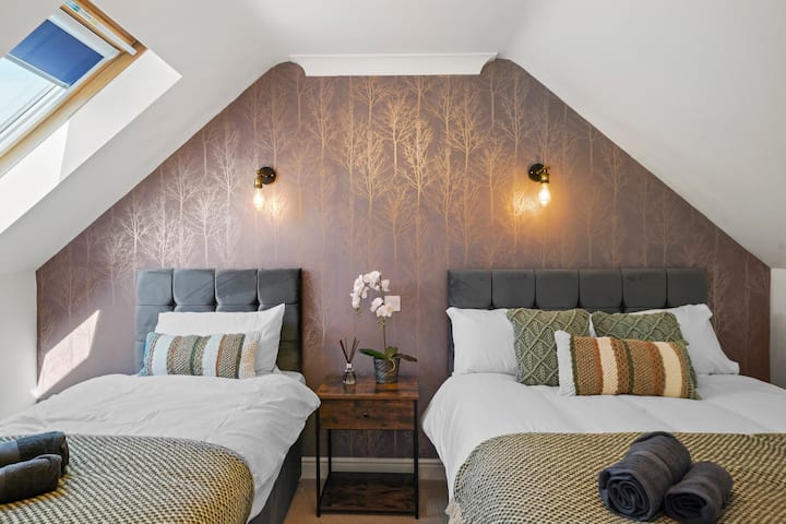 Prime 3 Bed House To Bicester Outlet For 8 People - Bicester